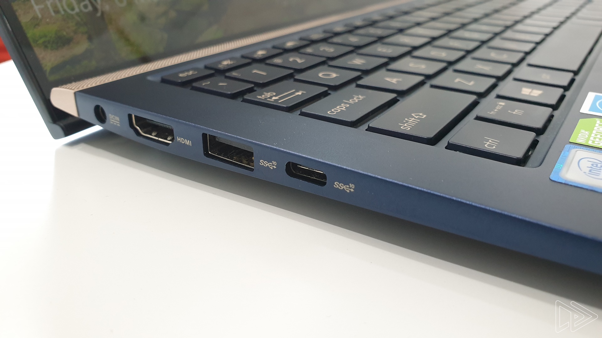 Asus ZenBook 13 (UX333) Review: The Best Sub-RM5,000 Ultraportable ...