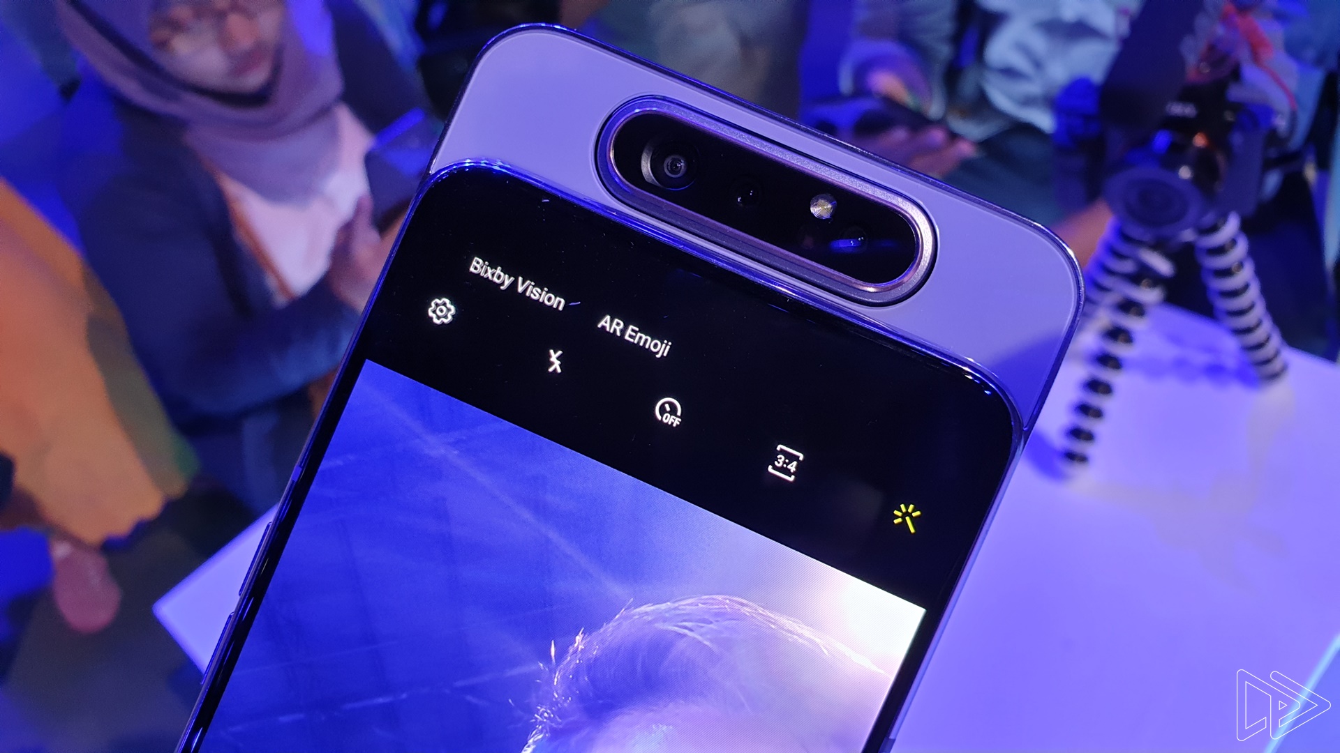The Samsung Galaxy A80 Features a Slide-Out Camera That Rotates – Nextrift