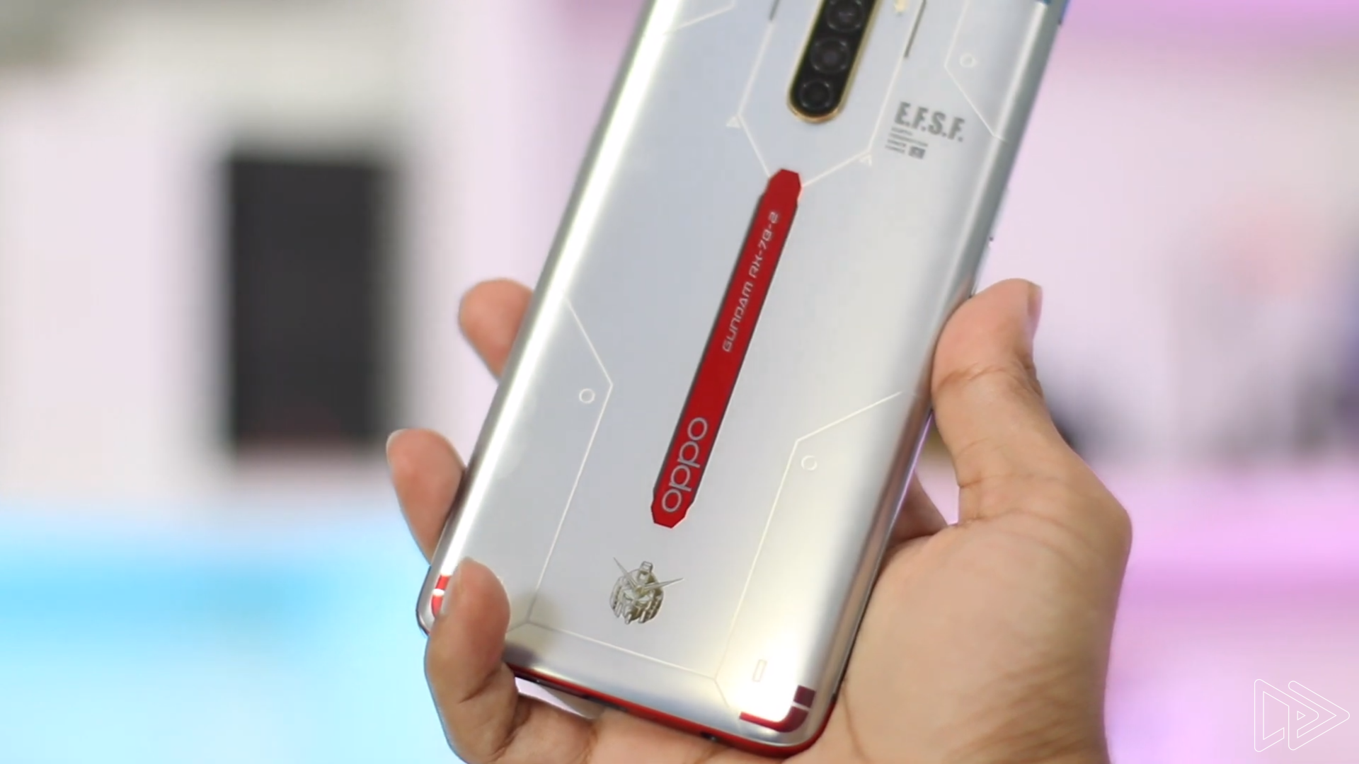 Oppo Reno Ace Gundam Edition Quick Look – What You Get in the Box ...
