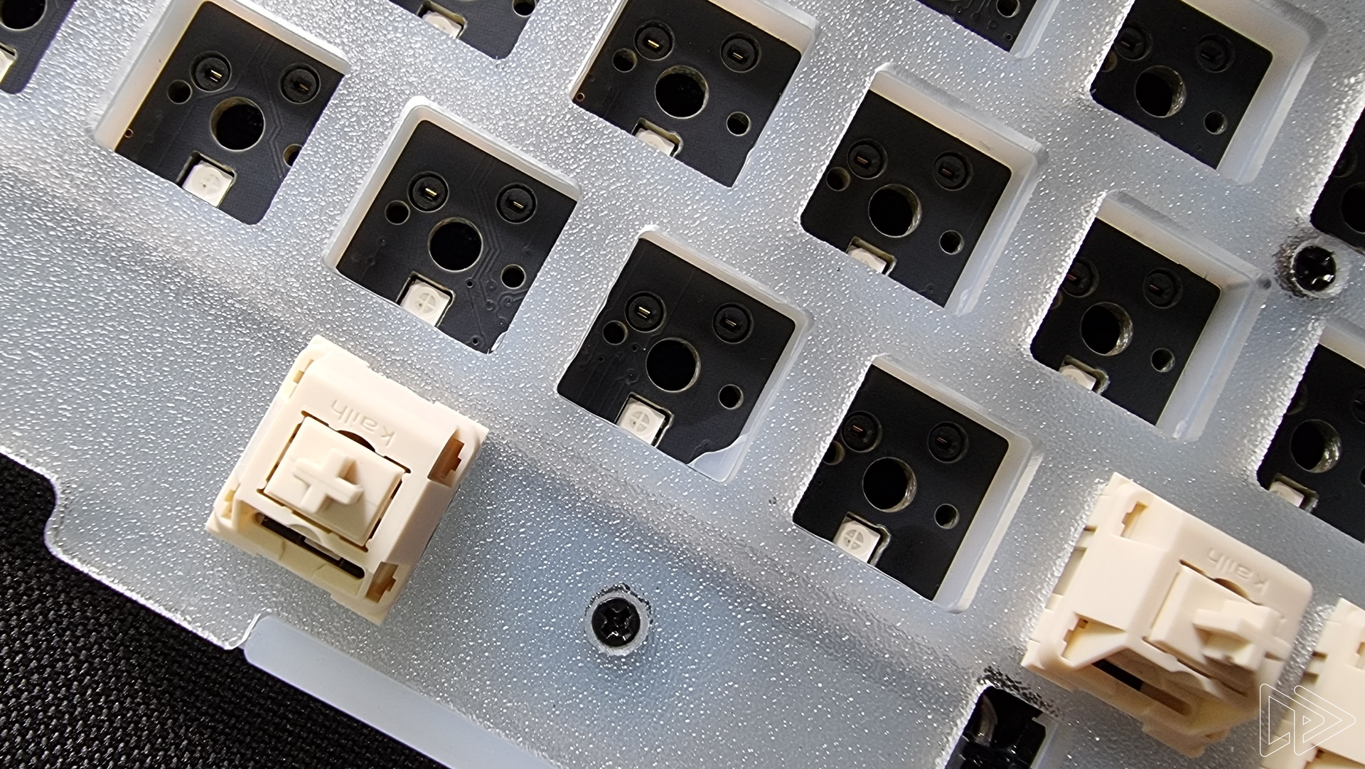 KBDfans KBD67 Lite Quick Review: The Best Budget Custom Keyboard – Nextrift