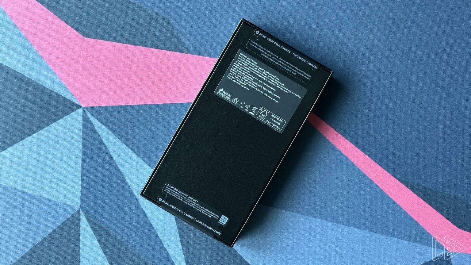 Samsung Galaxy S23 Ultra Unboxing & Hands-on: Improving a Winning ...