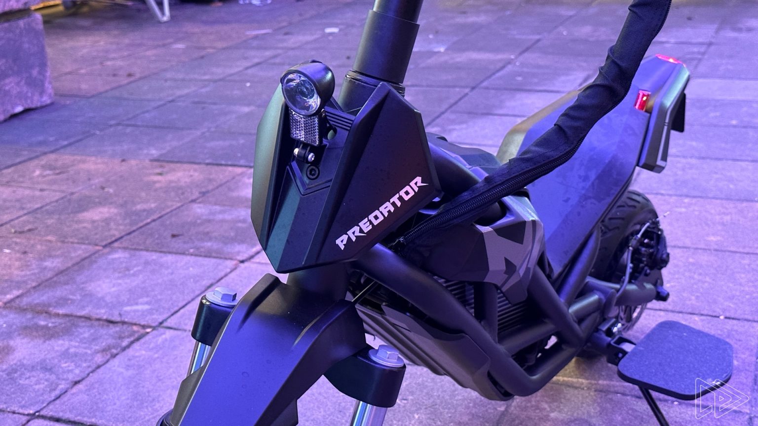 The Acer Predator Extreme Electric Scooter Is Incredibly Fun & Fast ...