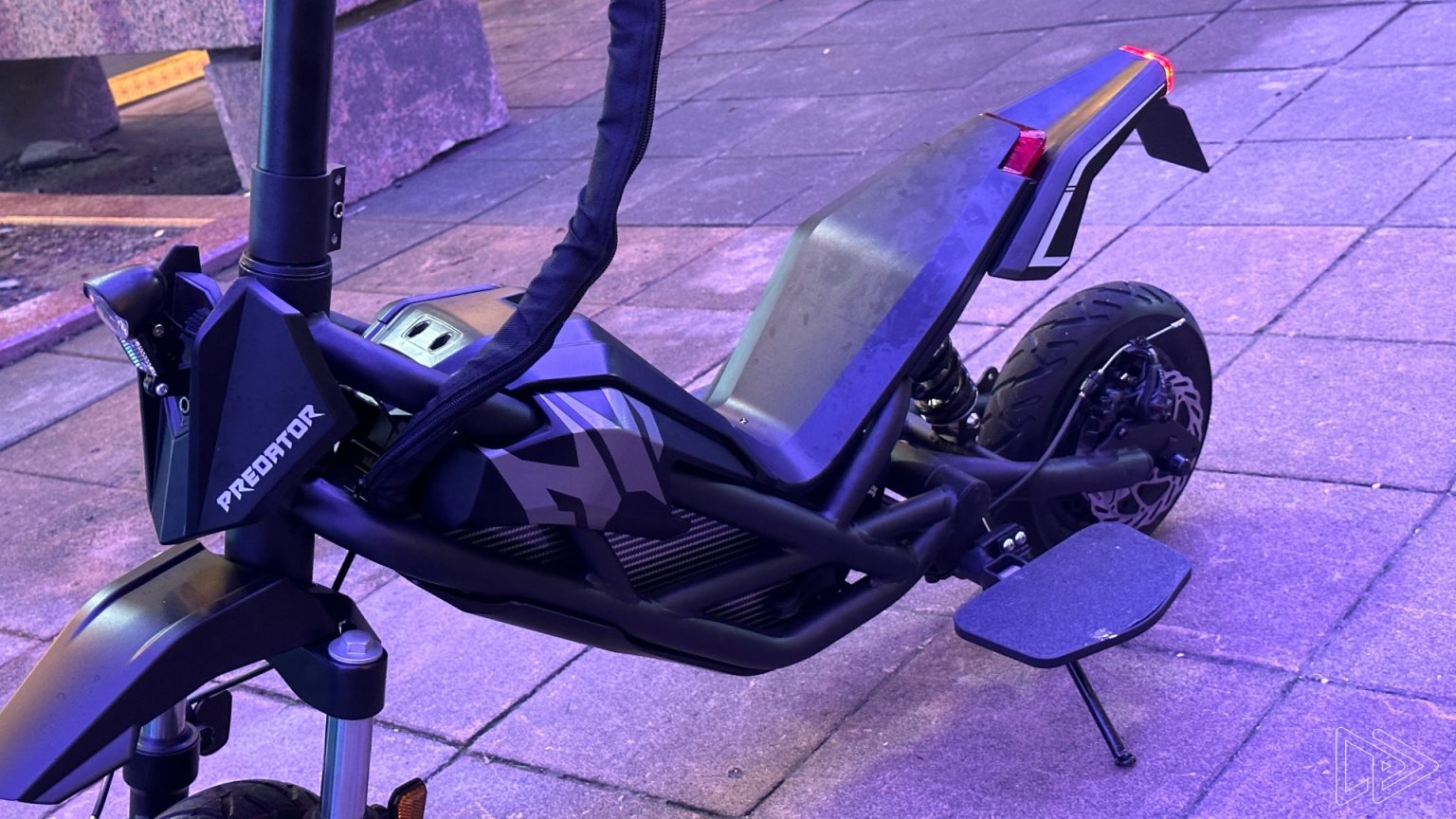 The Acer Predator Extreme Electric Scooter Is Incredibly Fun & Fast ...