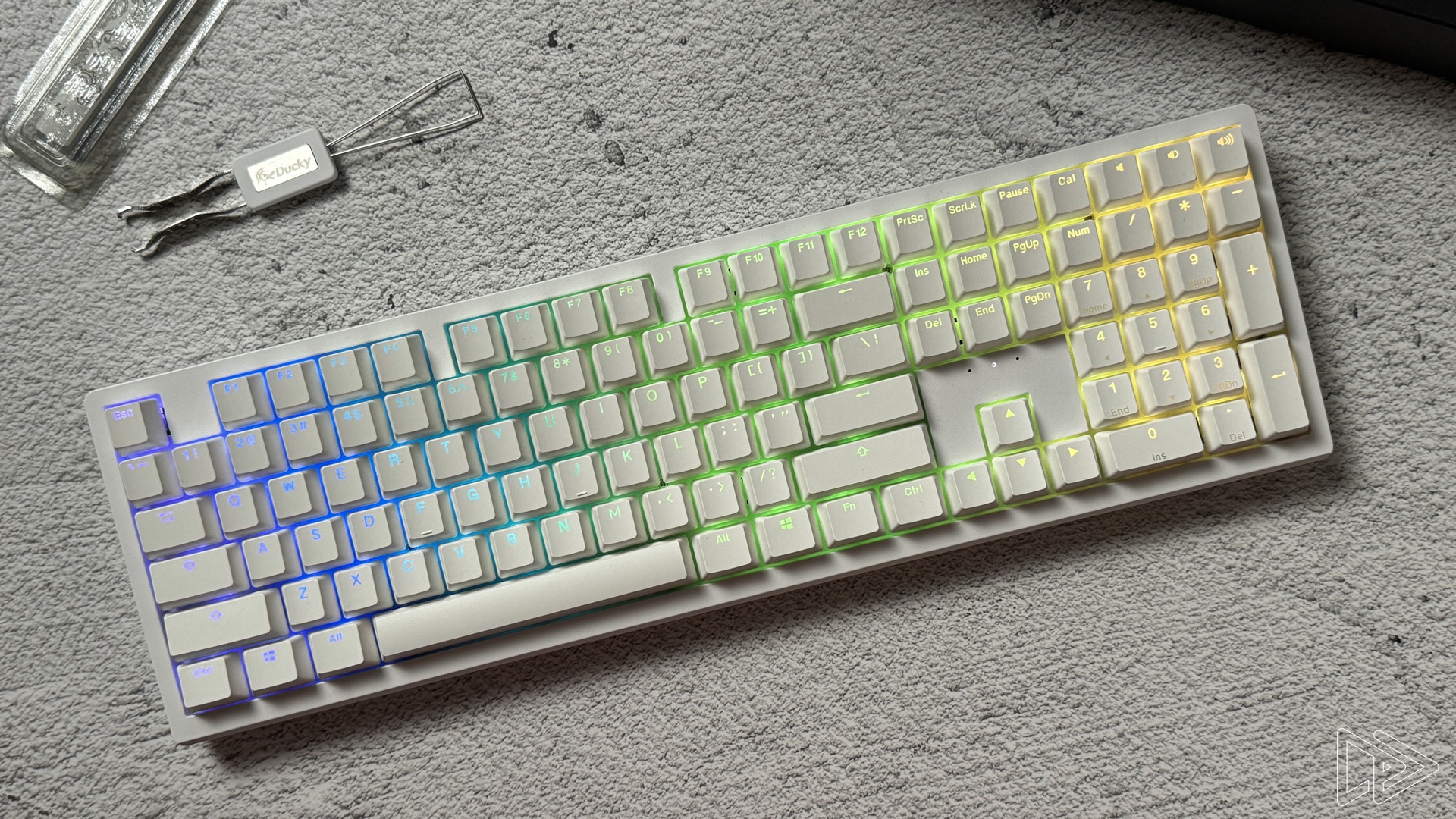 Ducky Zero 6108 Review: Your Everyday Pre-Built Keyboard (With Hotswap ...