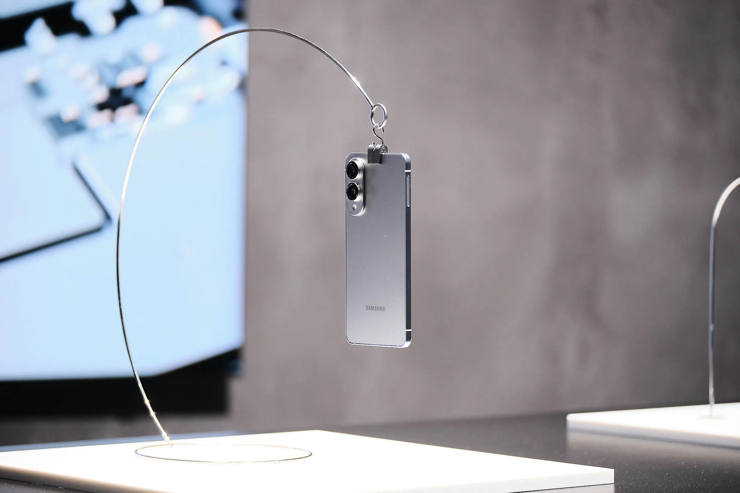 Samsung Galaxy S25 Edge Is the S25 Slim – Thin Phone With Dual Camera ...