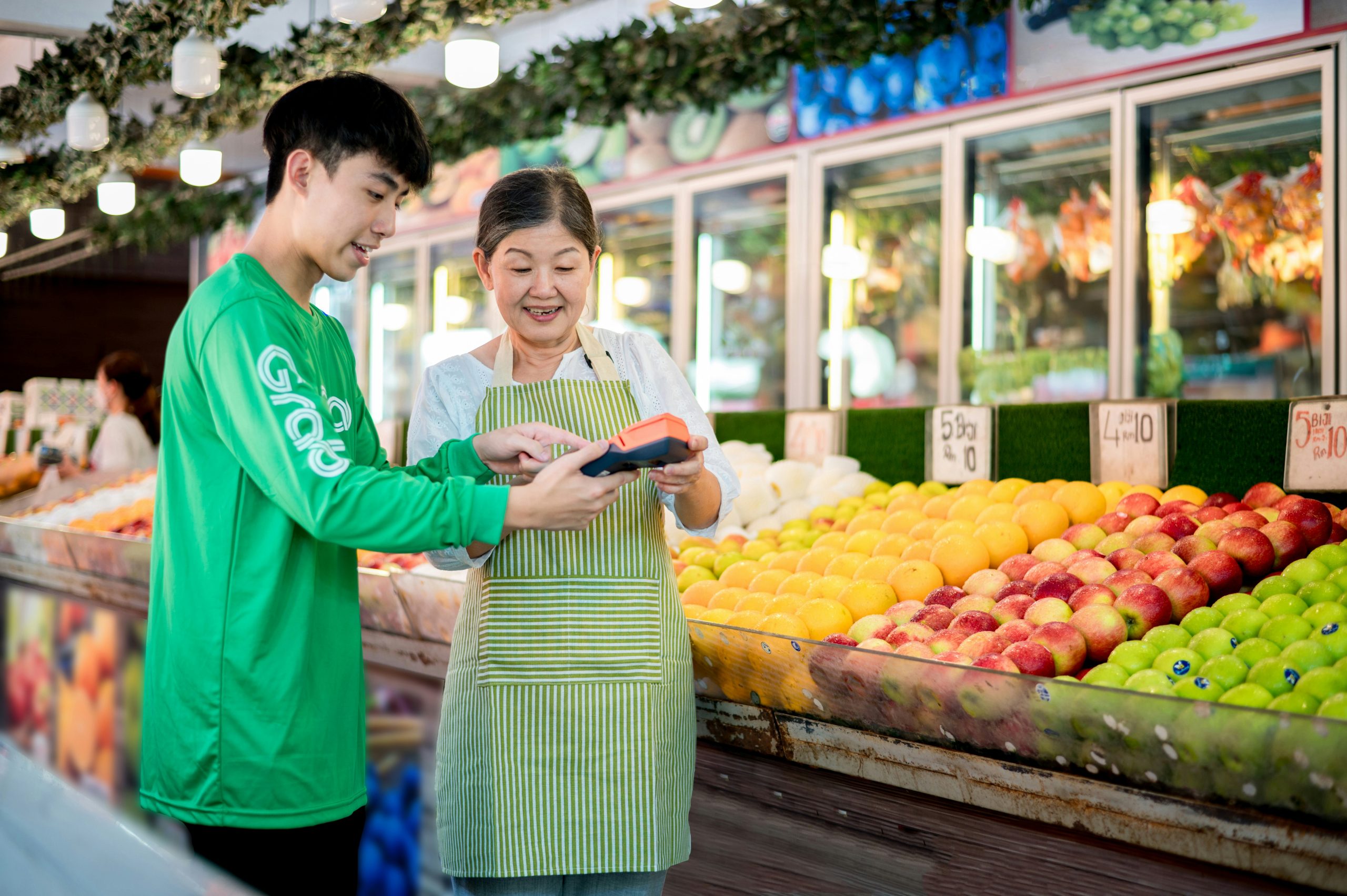 Grab Acquires Everrise Grocery Chain in Sarawak – Nextrift